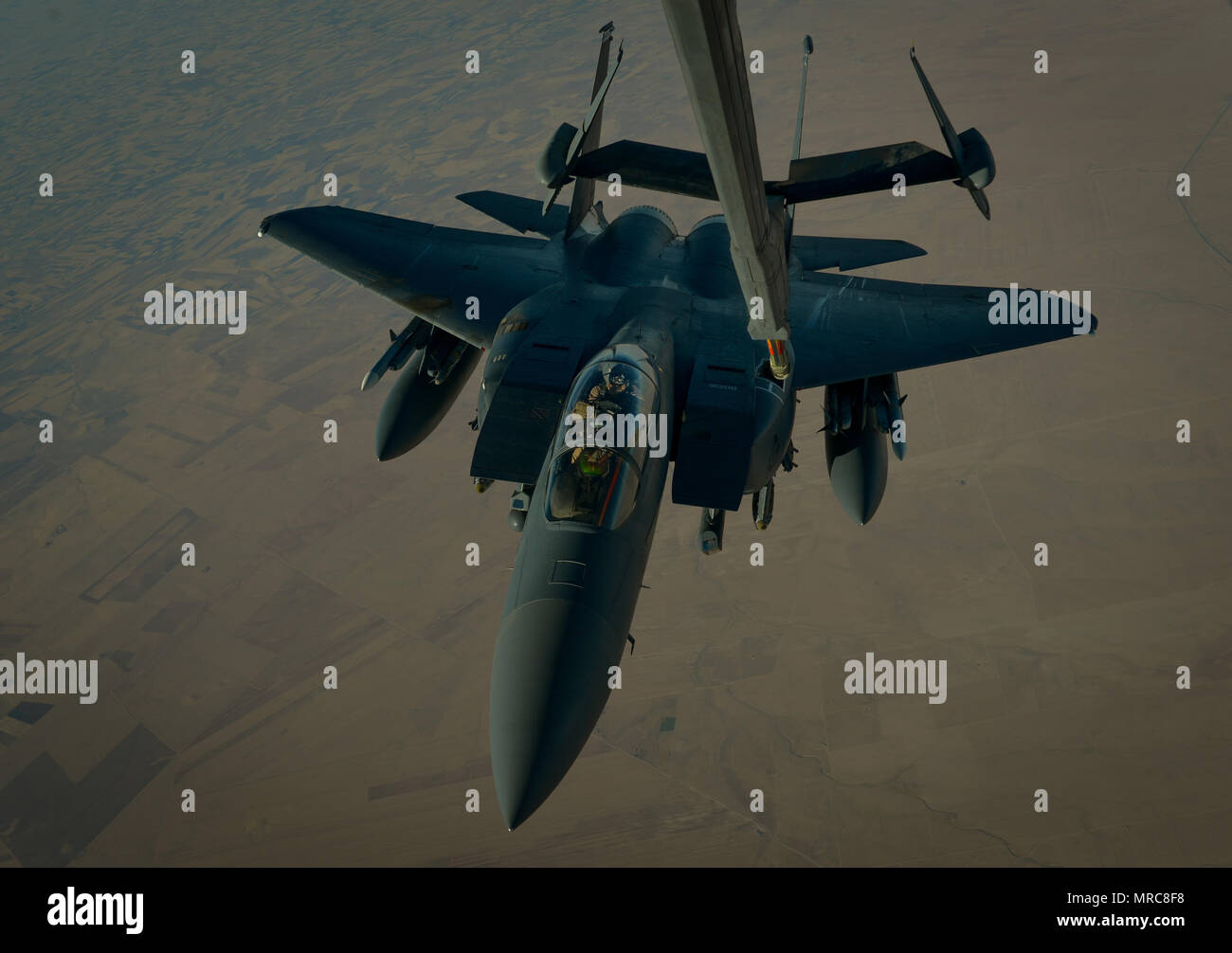 Dual capable aircraft hi-res stock photography and images - Alamy