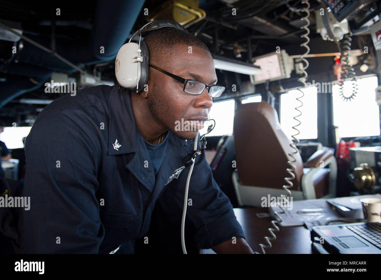 170531-N-XK398-020 CAM RANH INTERNATIONAL PORT, Vietnam (May. 31, 2017 ...