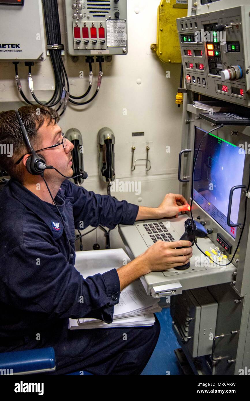 170531-N-OX430-011 5TH FLEET AREA OF OPERATIONS (May 31, 2017) Fire ...