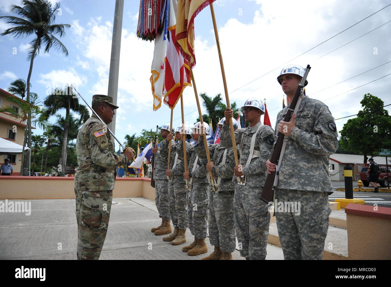 U.S. Army Reserve Soldiers assigned to the 266th Ordnance Company ...