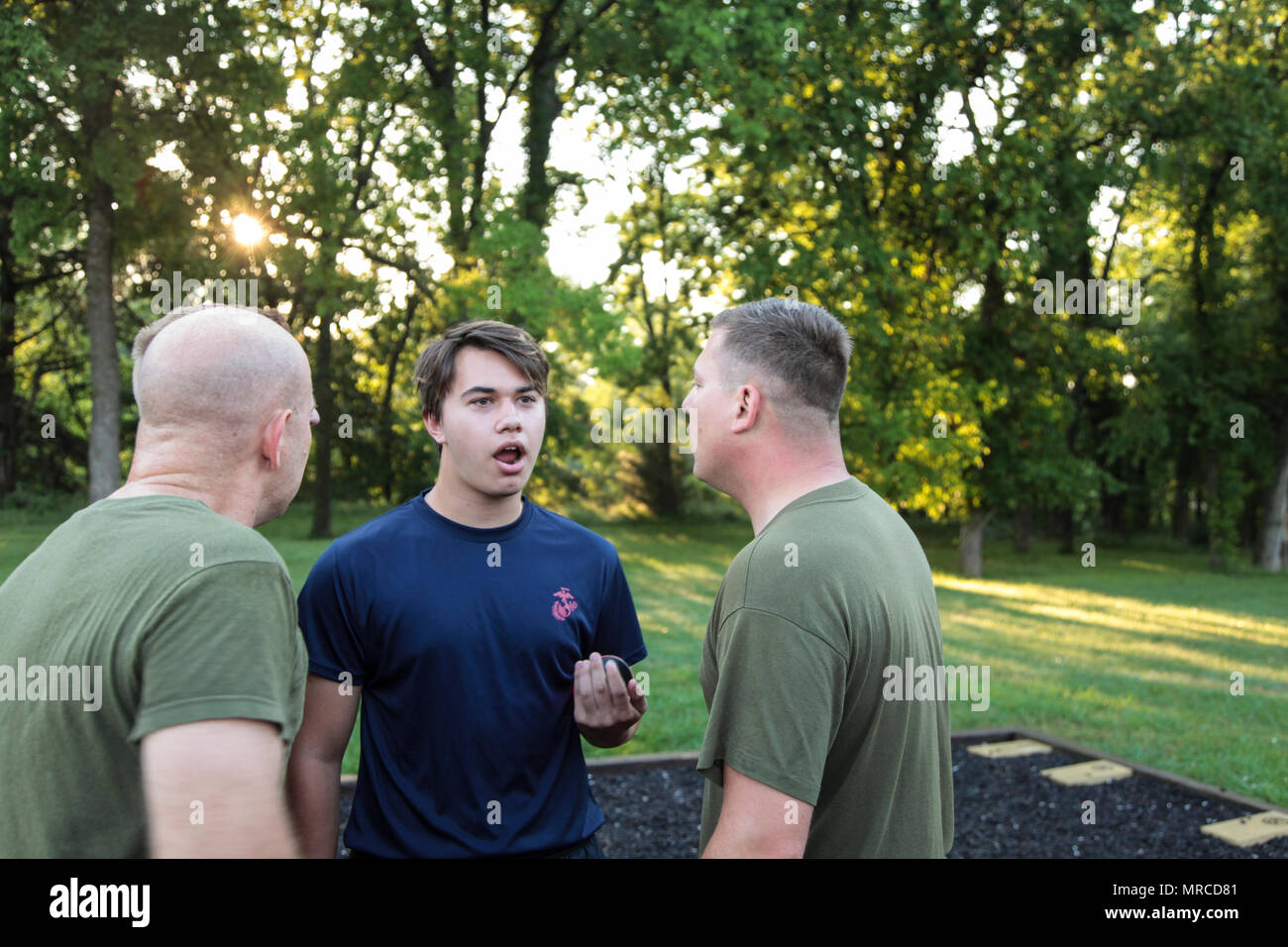 Marine corps recruiting station nashville hi-res stock photography and ...