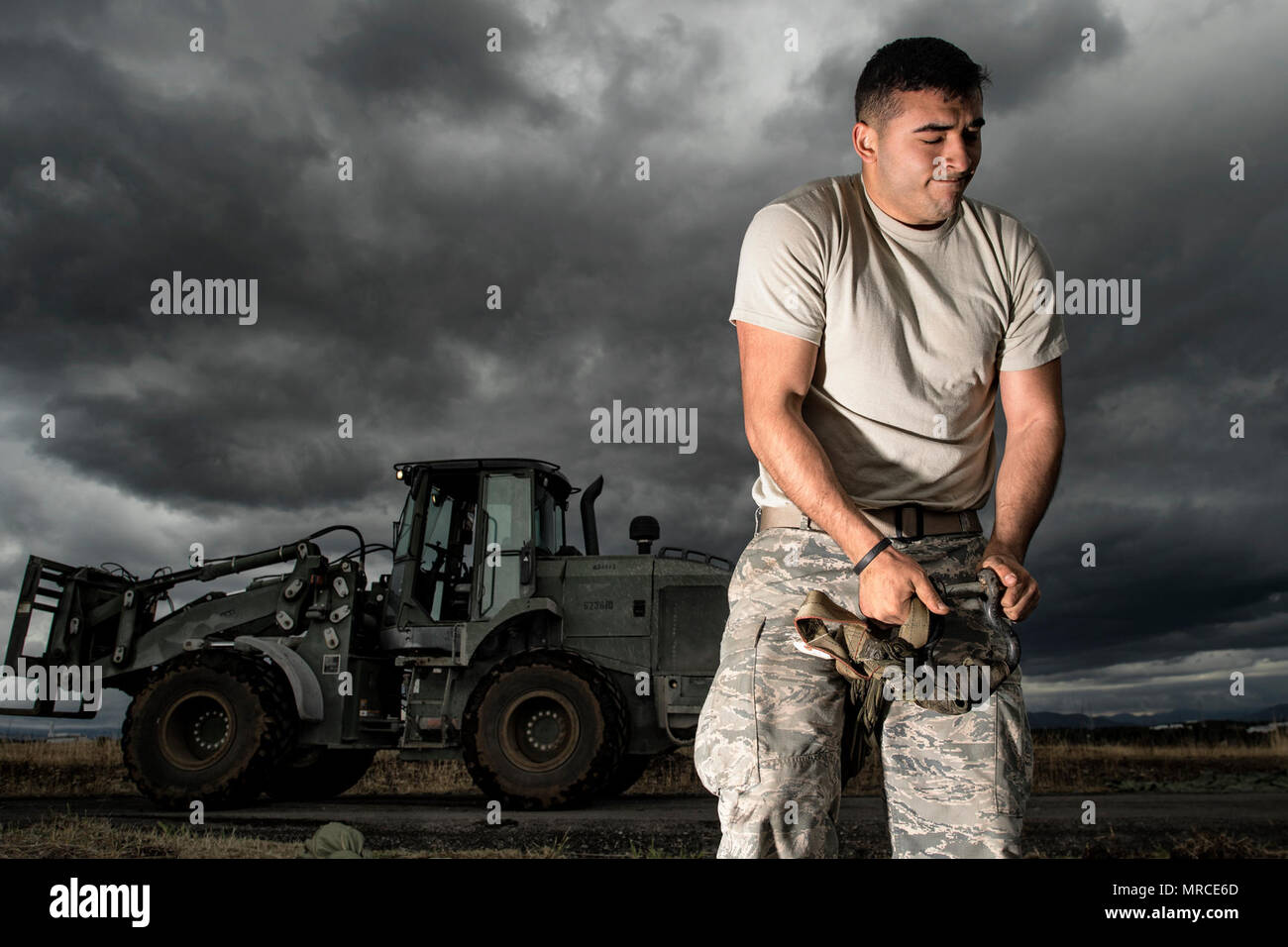 Parachute recovery system hi-res stock photography and images - Alamy