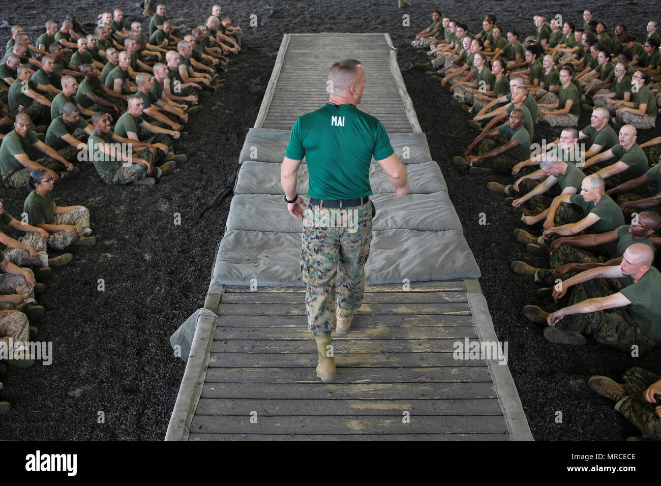 U.S. Marine Corps Staff Sgt. Shawn Mcgee, a Marine Corps Martial Arts ...