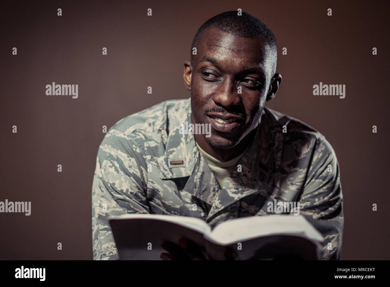 Air Force Reserve 2nd Lt. D’Anthony Harris, 413th Aeromedical Staging ...