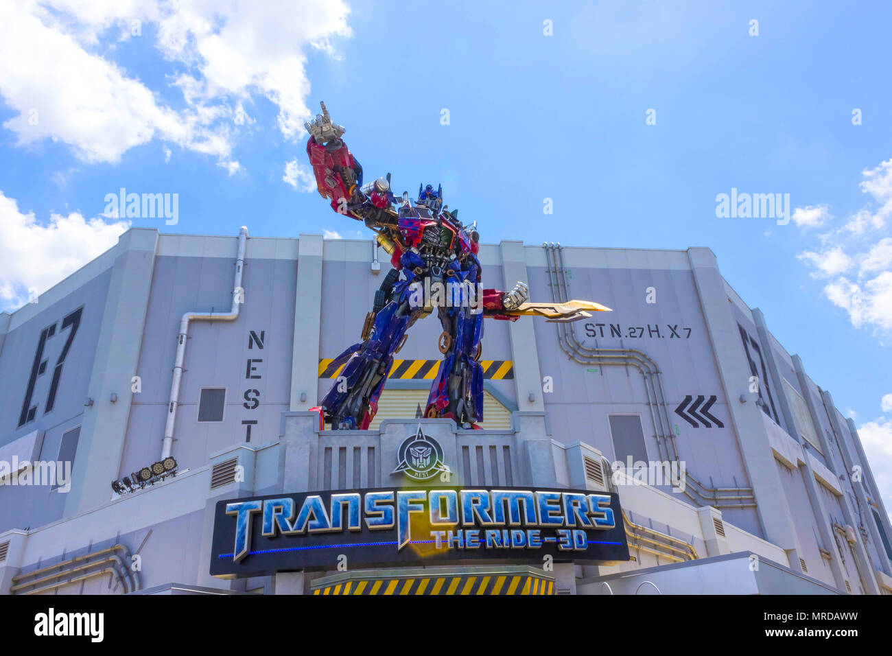 ORLANDO, FLORIDA, USA - MAY 08, 2018: Universal Studios. Entrance of ...
