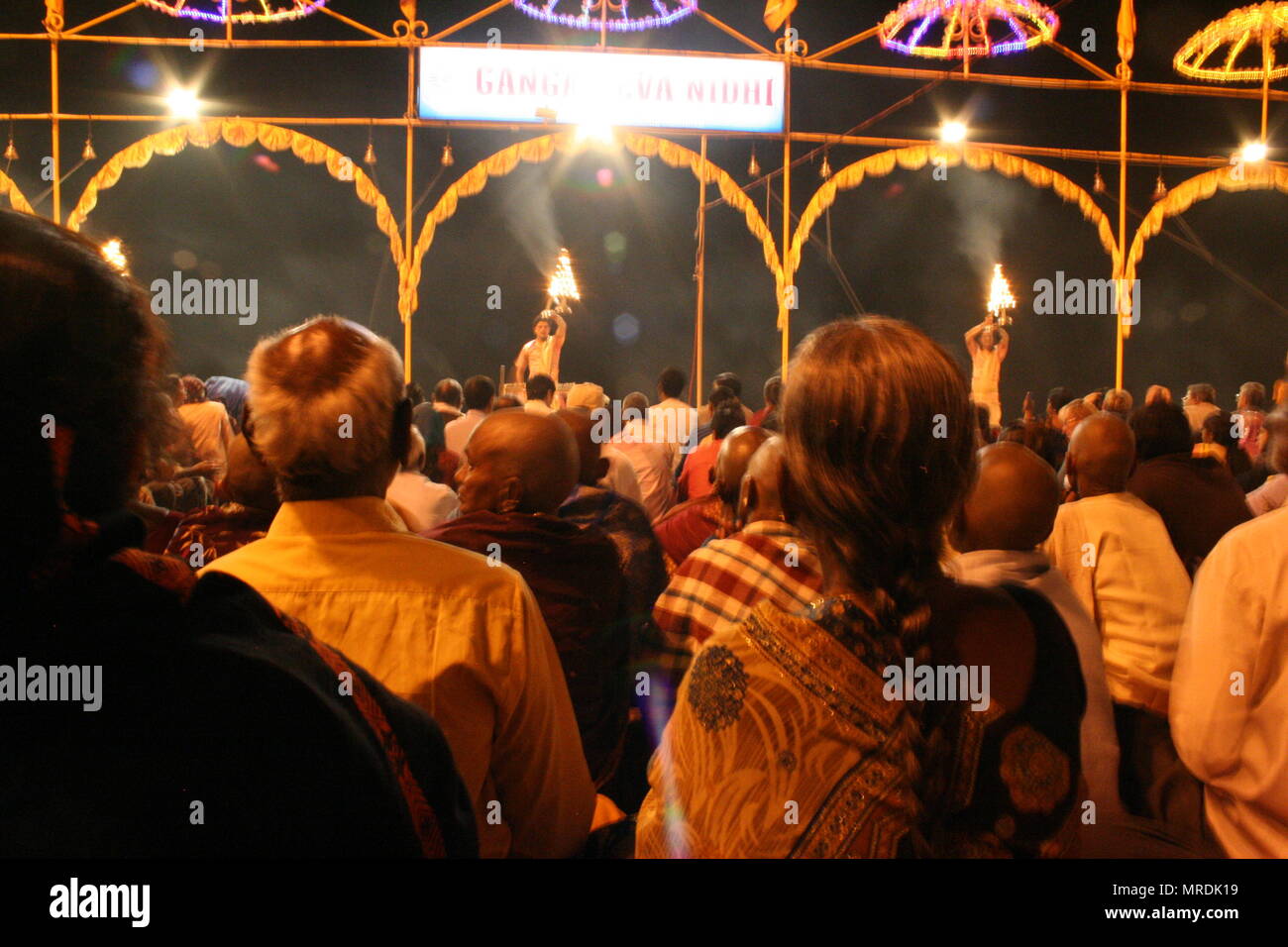 Varanasi aarti ceremony hi-res stock photography and images - Alamy