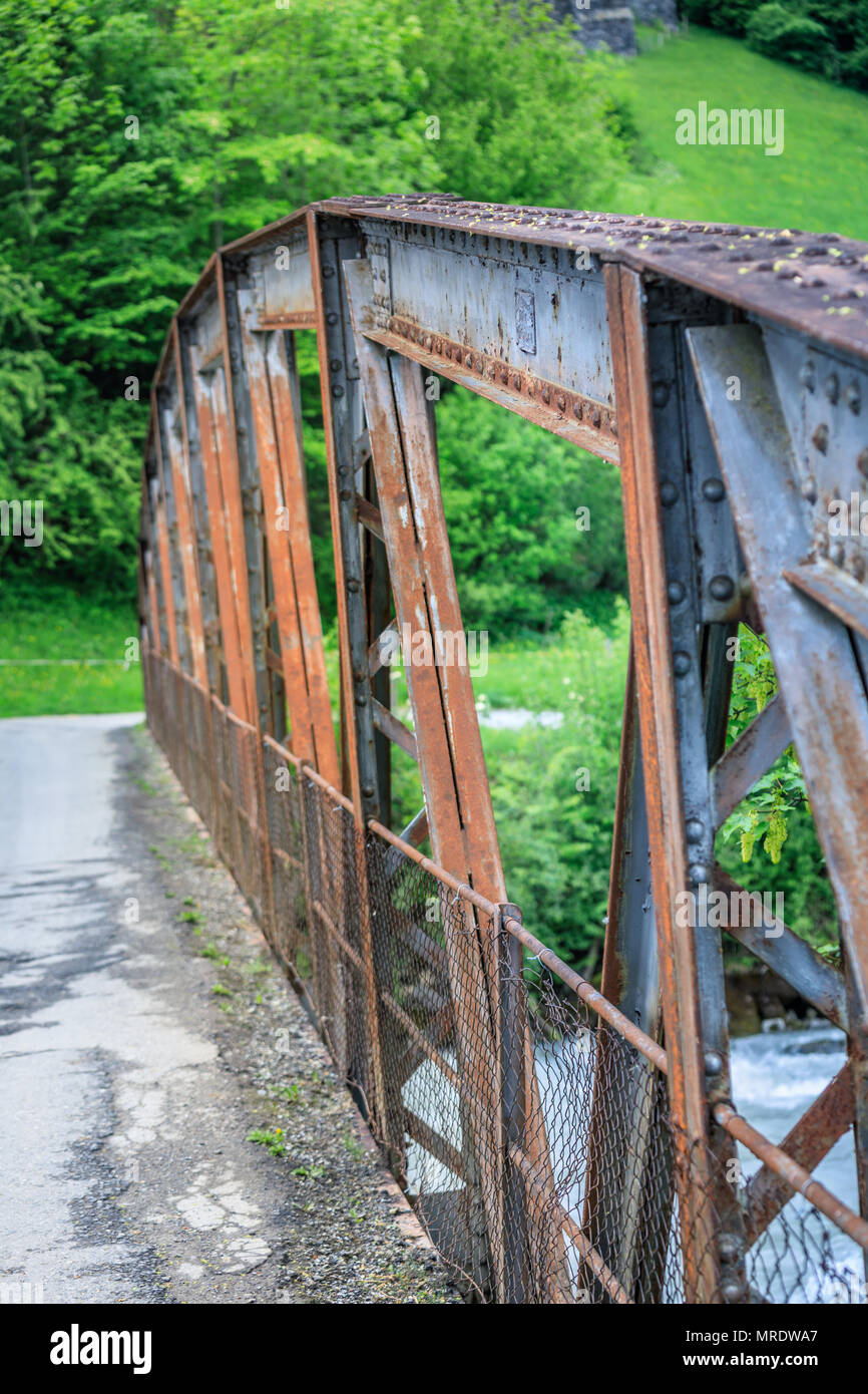 Rusty railroad bridge hi-res stock photography and images - Alamy