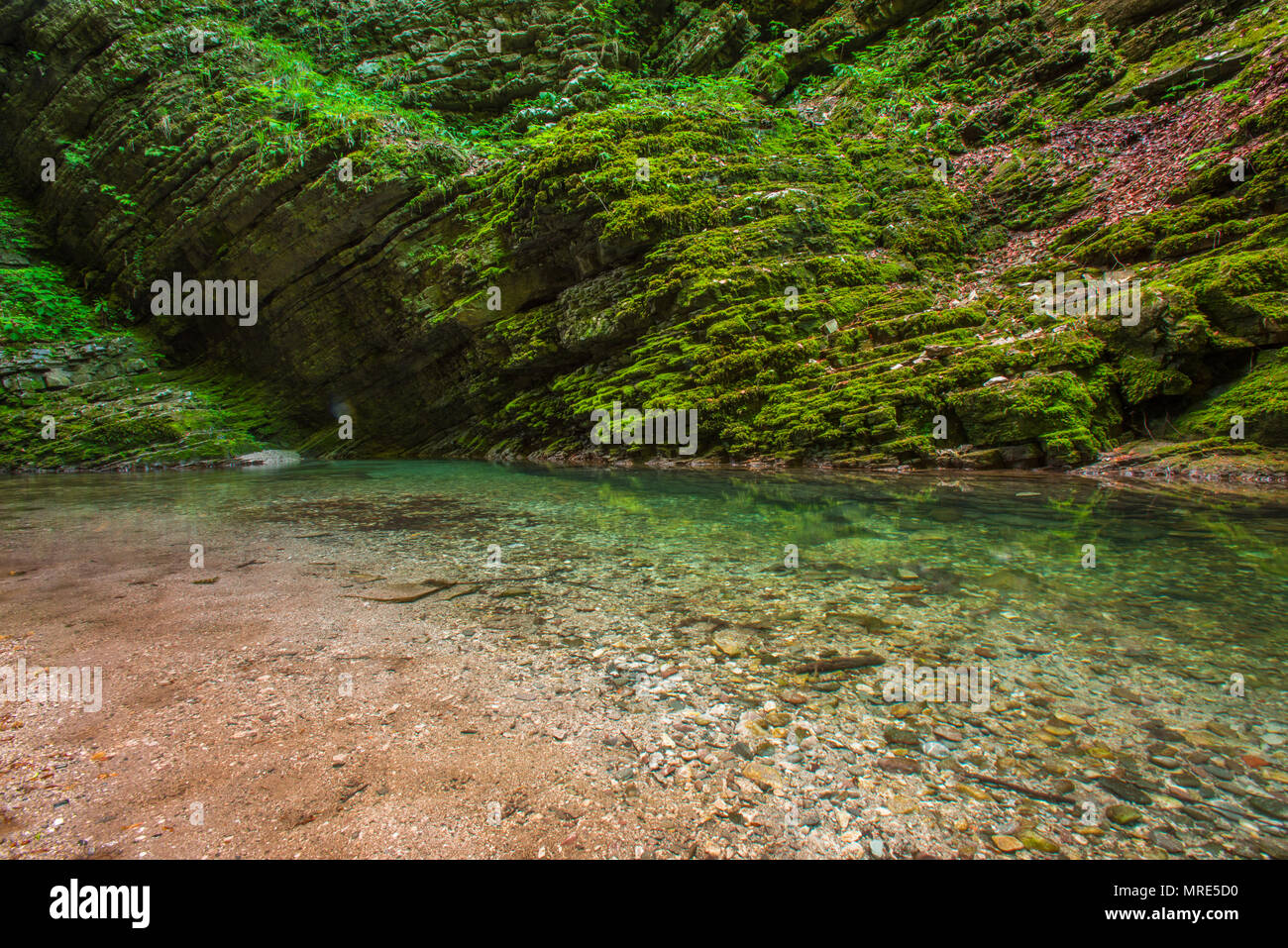 Layers of water hi-res stock photography and images - Alamy