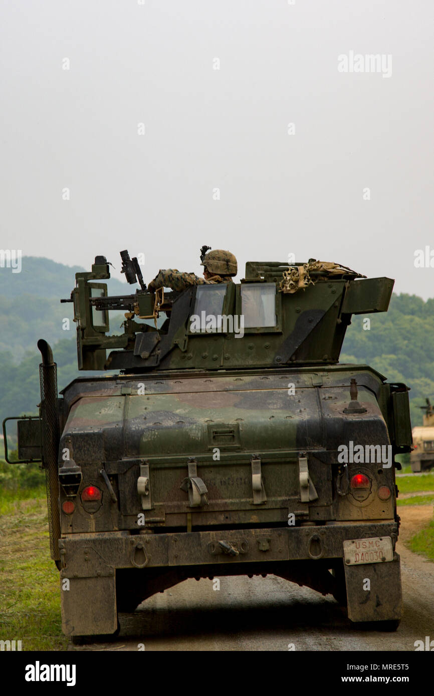 Story live fire complex hi-res stock photography and images - Alamy