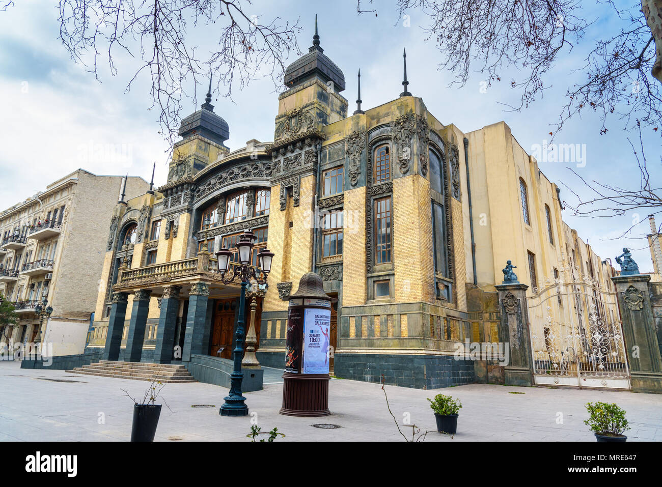 Opera house baku azerbaijan hi-res stock photography and images - Alamy