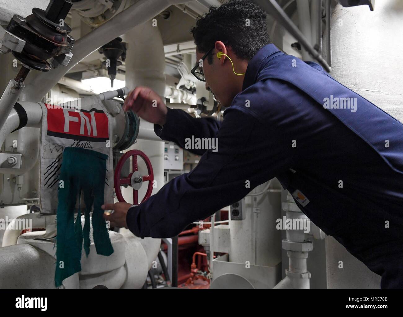 170608-N-RM689-196 WESTERN PACIFIC (June 8, 2017) Gas Turbine System ...