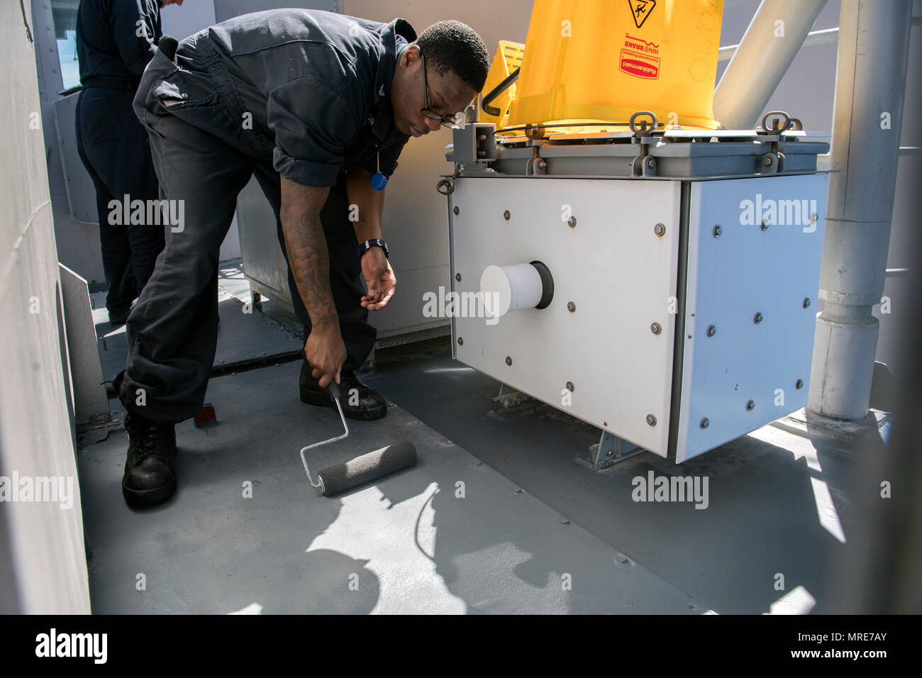 170608-N-FT178-070 PACIFIC OCEAN (June 8, 2017) Quartermaster 3rd Class ...