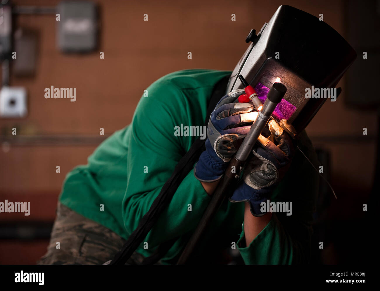 Inert metals hi-res stock photography and images - Alamy