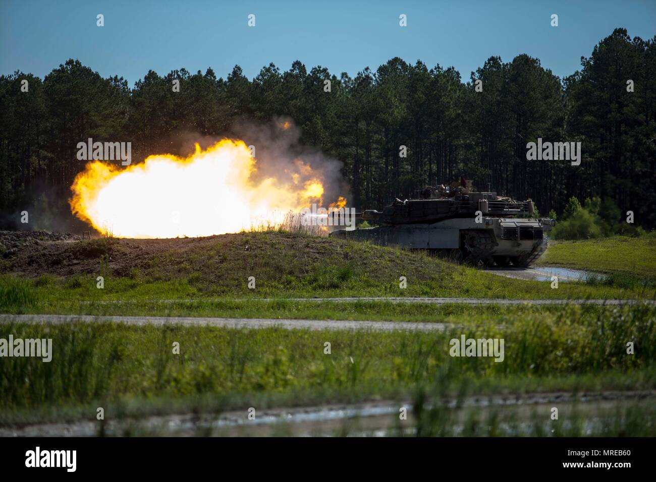 U.S. Marines with Alpha Company, 2nd Tank Battalion, 2d Marine Division ...