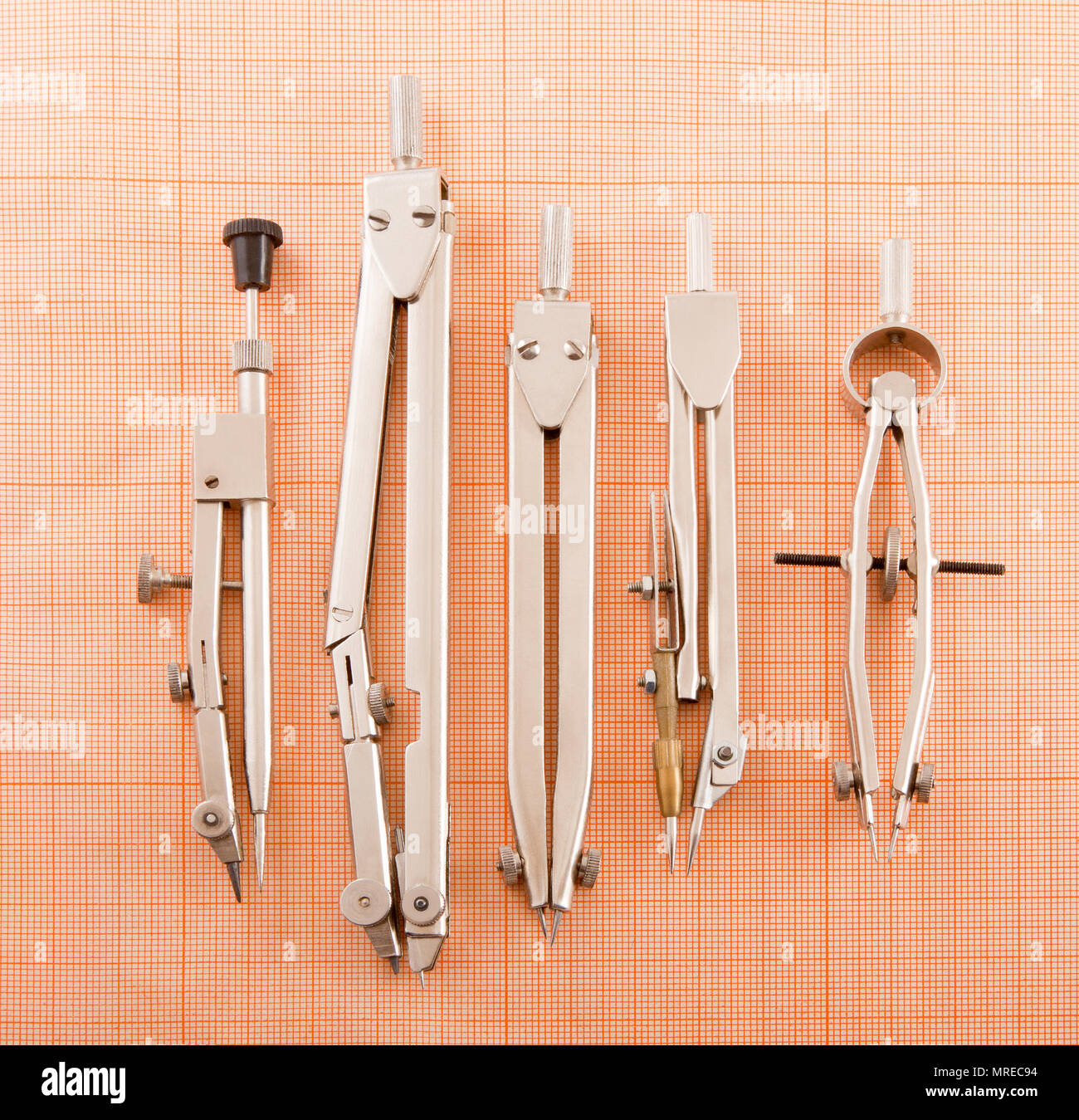 Drawing line graph on graph paper hi-res stock photography and images ...