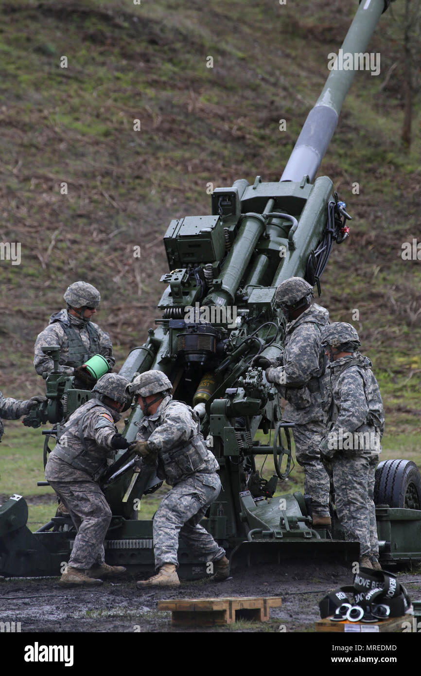 Soldiers from 2nd Battalion, 146th Field Artillery Regiment, 81st ...