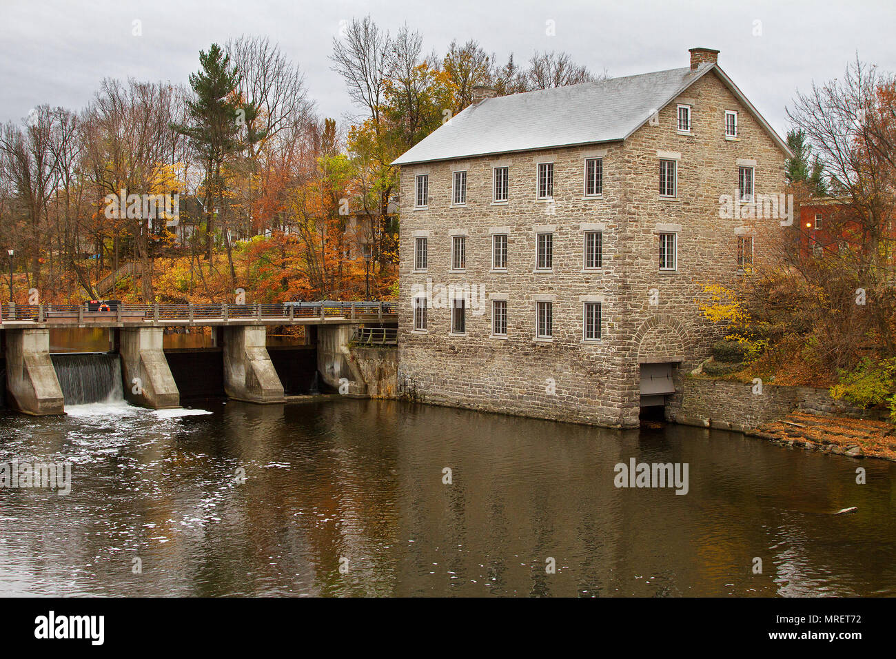 Watson's Mill in Manotick, Ontario on an autumn morning in Canada Stock ...