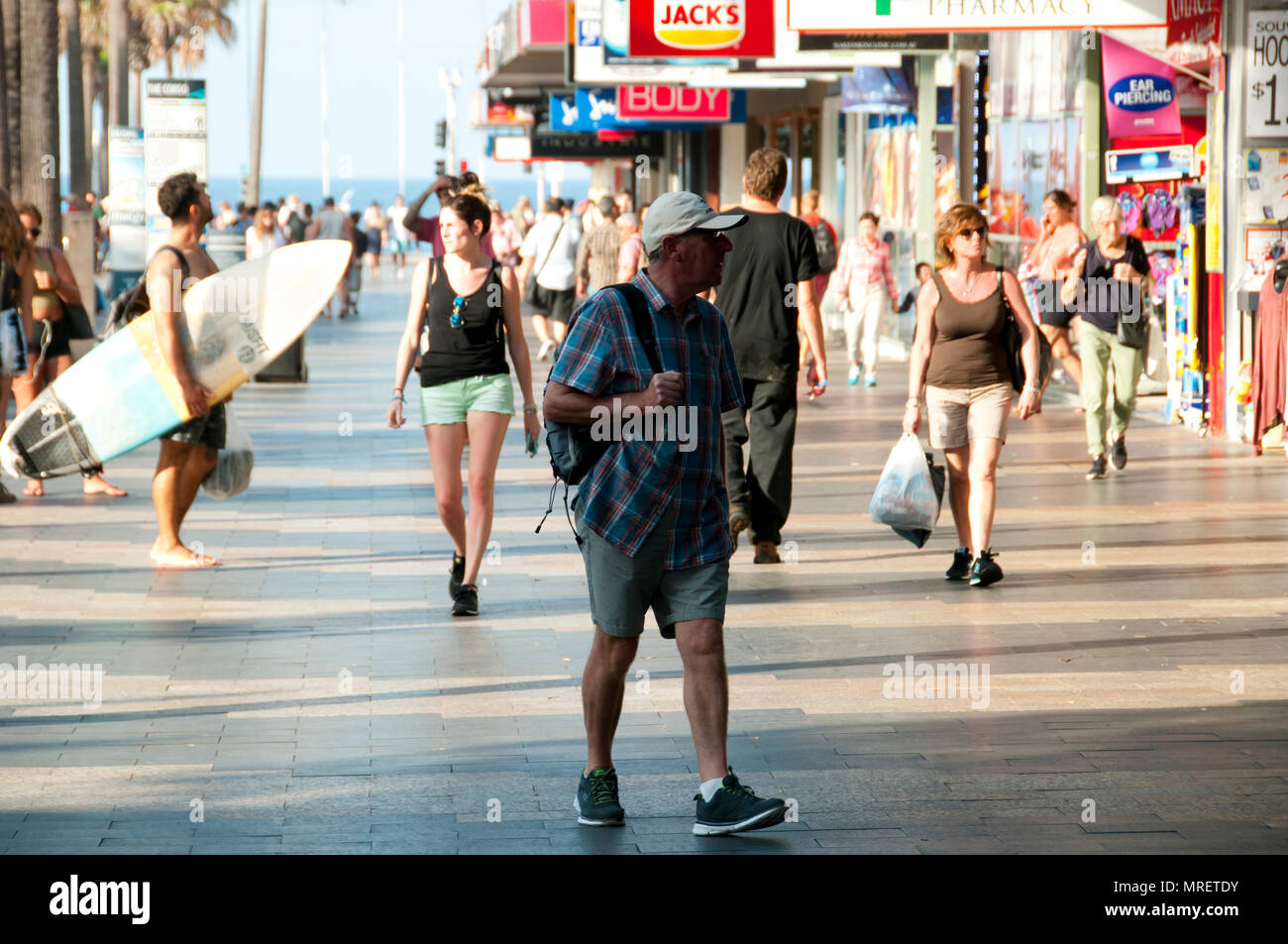 Manly beach promenade hi-res stock photography and images - Alamy