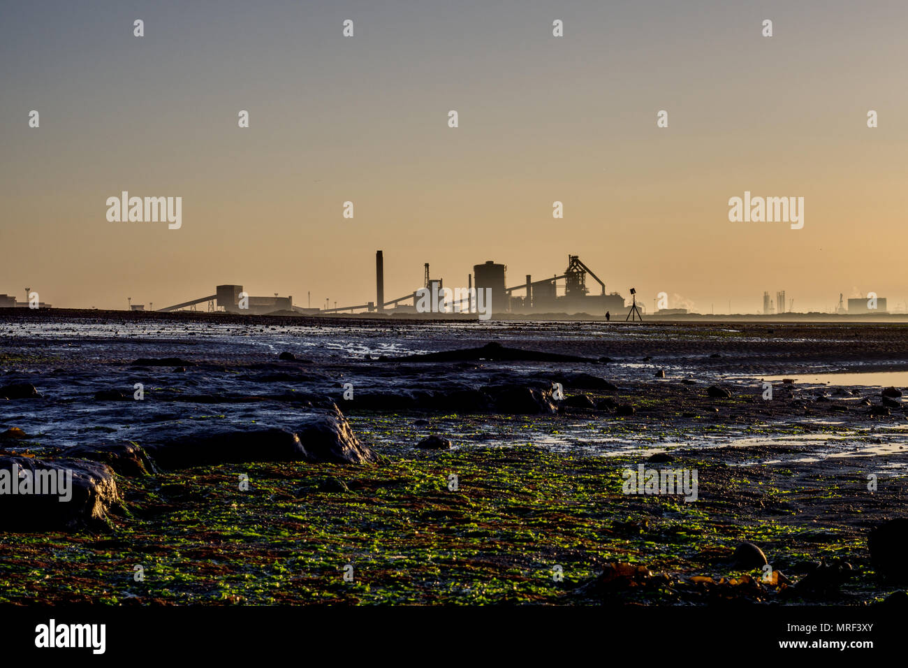 Industry industrial coast coastal hi-res stock photography and images ...