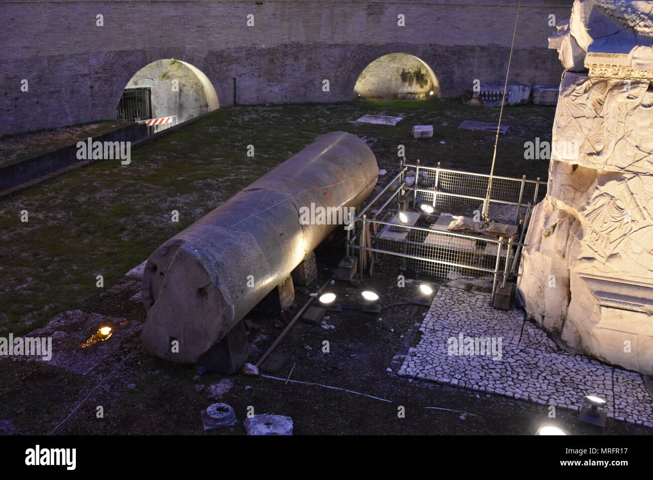 Rome, Trajan's column. Panorama and details Stock Photo - Alamy