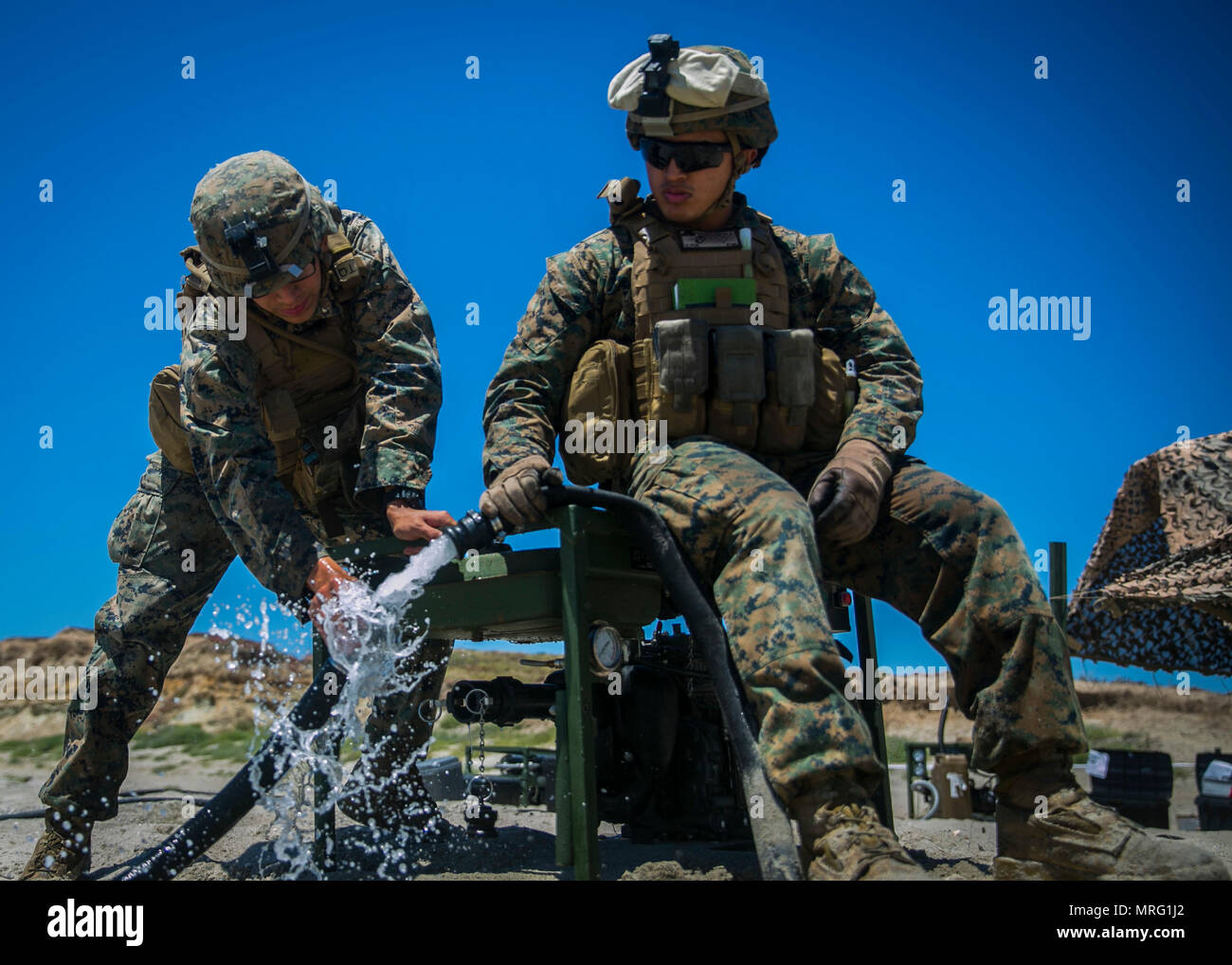 Pearl plug hi-res stock photography and images - Alamy