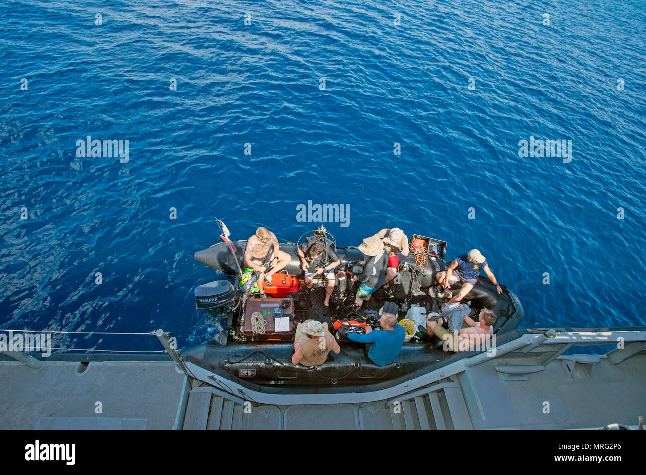 Royal navy fleet diving unit 3 hi-res stock photography and images - Alamy