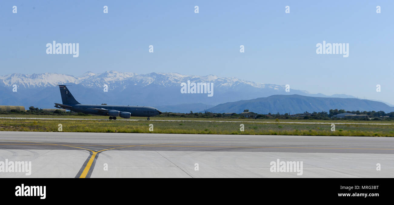 The last of three U.S. Air Force KC-135 Stratotankers from RAF ...