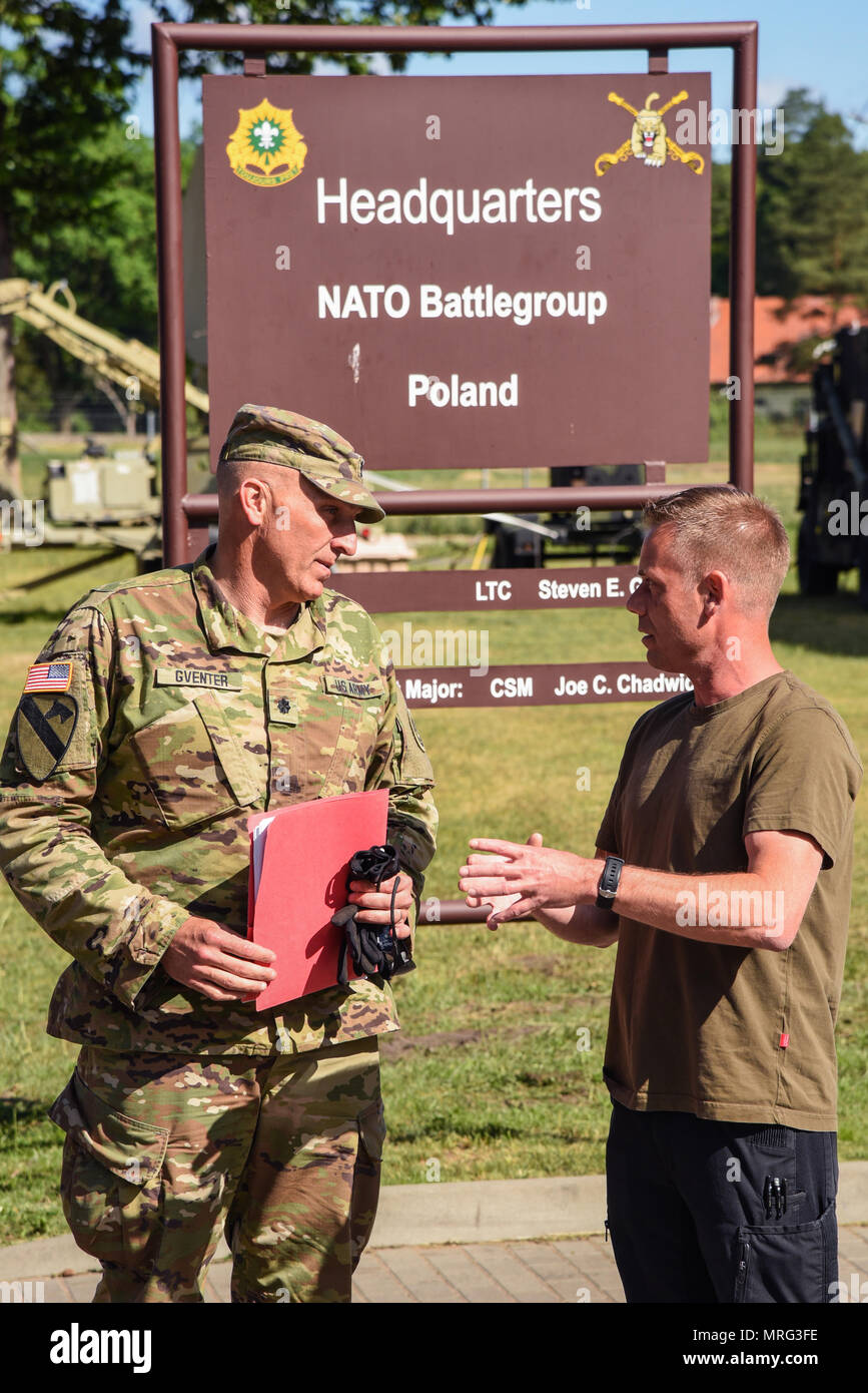 David Orr, right, a member of Training Support Team Orzysz working with ...