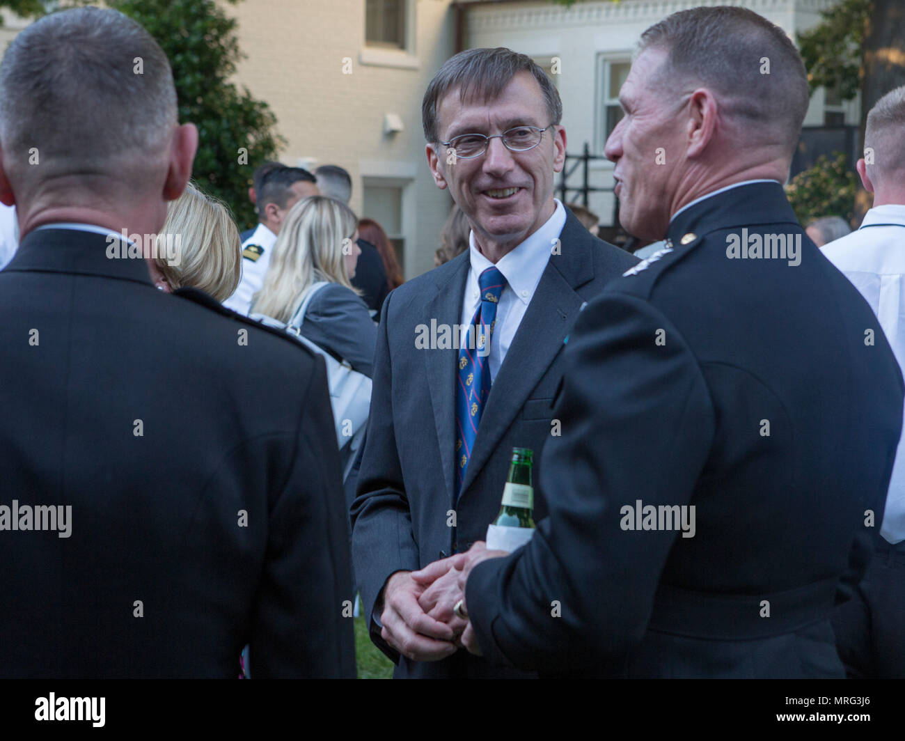 Lt gen robert walsh hi-res stock photography and images - Alamy