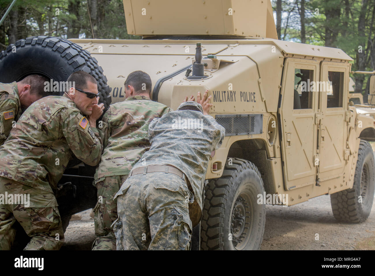 Humvee push hi-res stock photography and images - Alamy