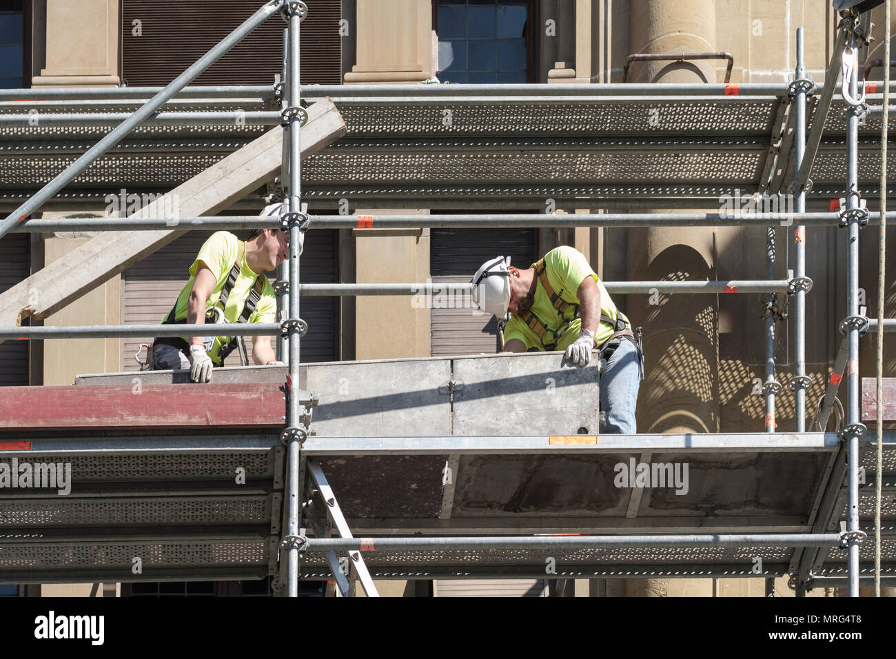 Scaffolding framework building restoration hi-res stock photography and ...