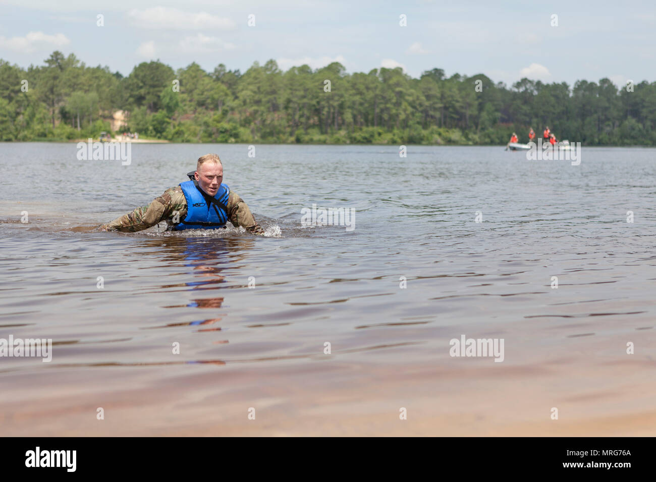 Pfc. Scott Smullen, 325th Military Intelligence Battalion, swims 300 ...