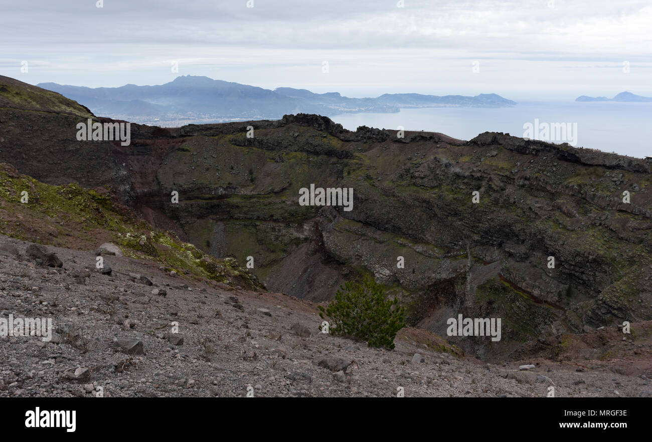 Pompeii tourists walking hi-res stock photography and images - Alamy