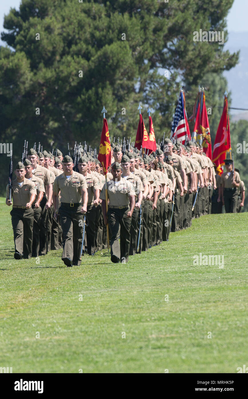 U.S. Marines with 1st Marine Logistics Group, Headquarters Regiment ...