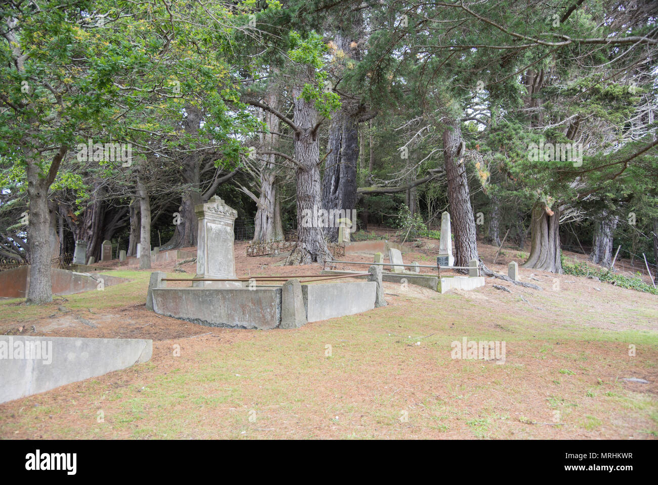Port chalmers cemetery hi-res stock photography and images - Alamy