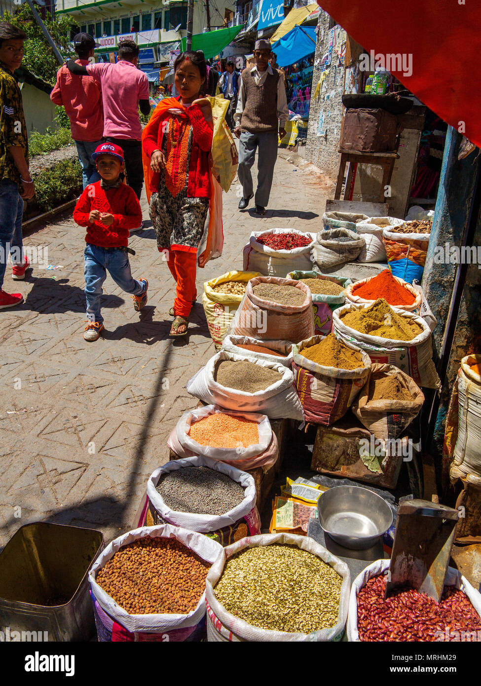 Almora market hi-res stock photography and images - Alamy