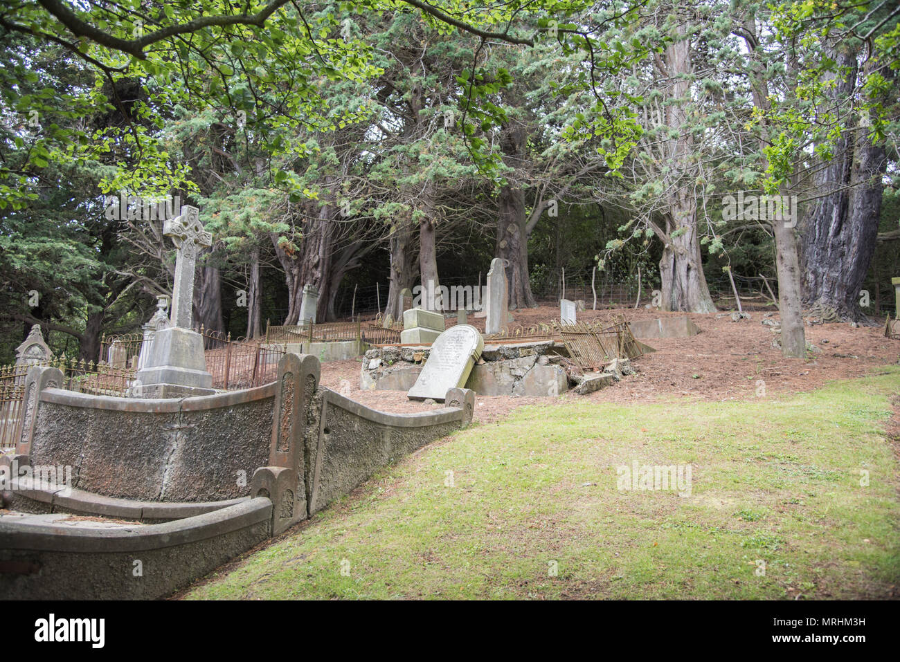 Port chalmers cemetery hi-res stock photography and images - Alamy