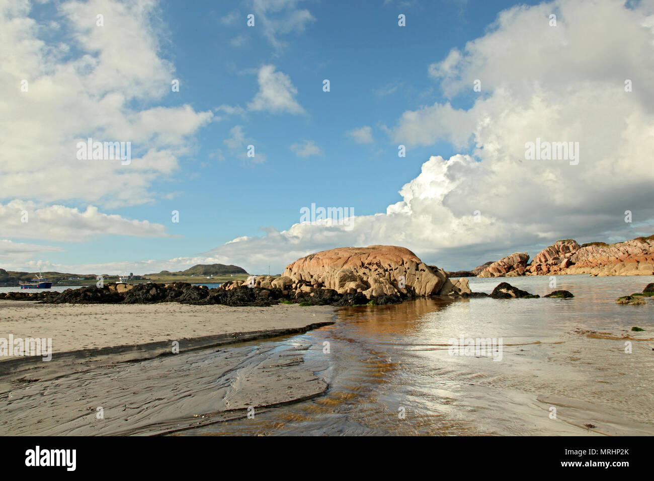 Beach at Fionnphort, Isle of Mull, Scotland, UK Stock Photo - Alamy