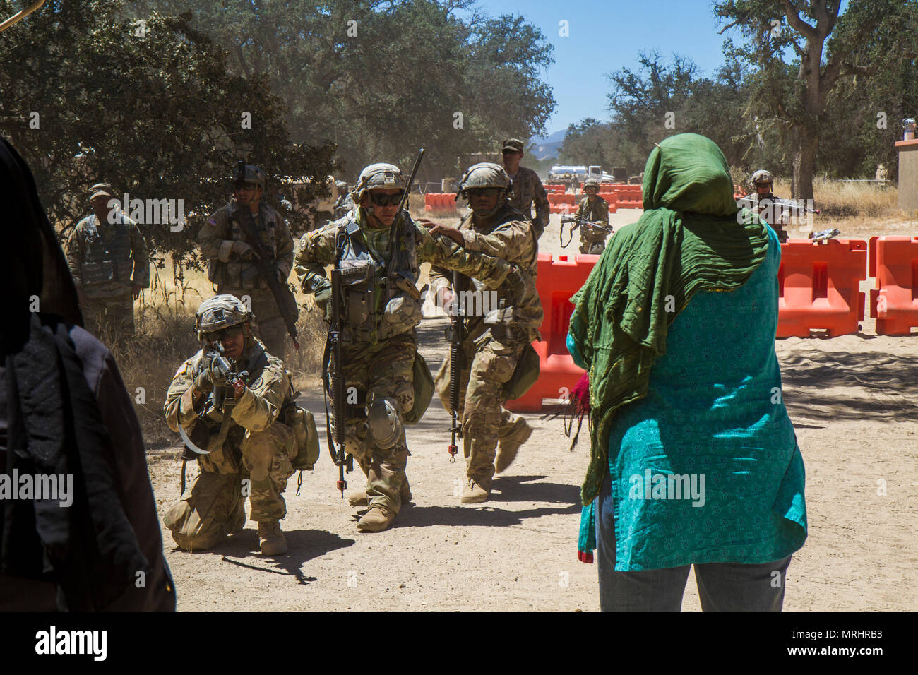U.S. Army Soldiers from the 491st Military Police Company (MPC) out of ...