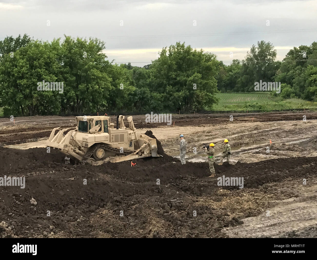 Soldiers from the 411th Engineer Company, 416th Theater Engineer ...