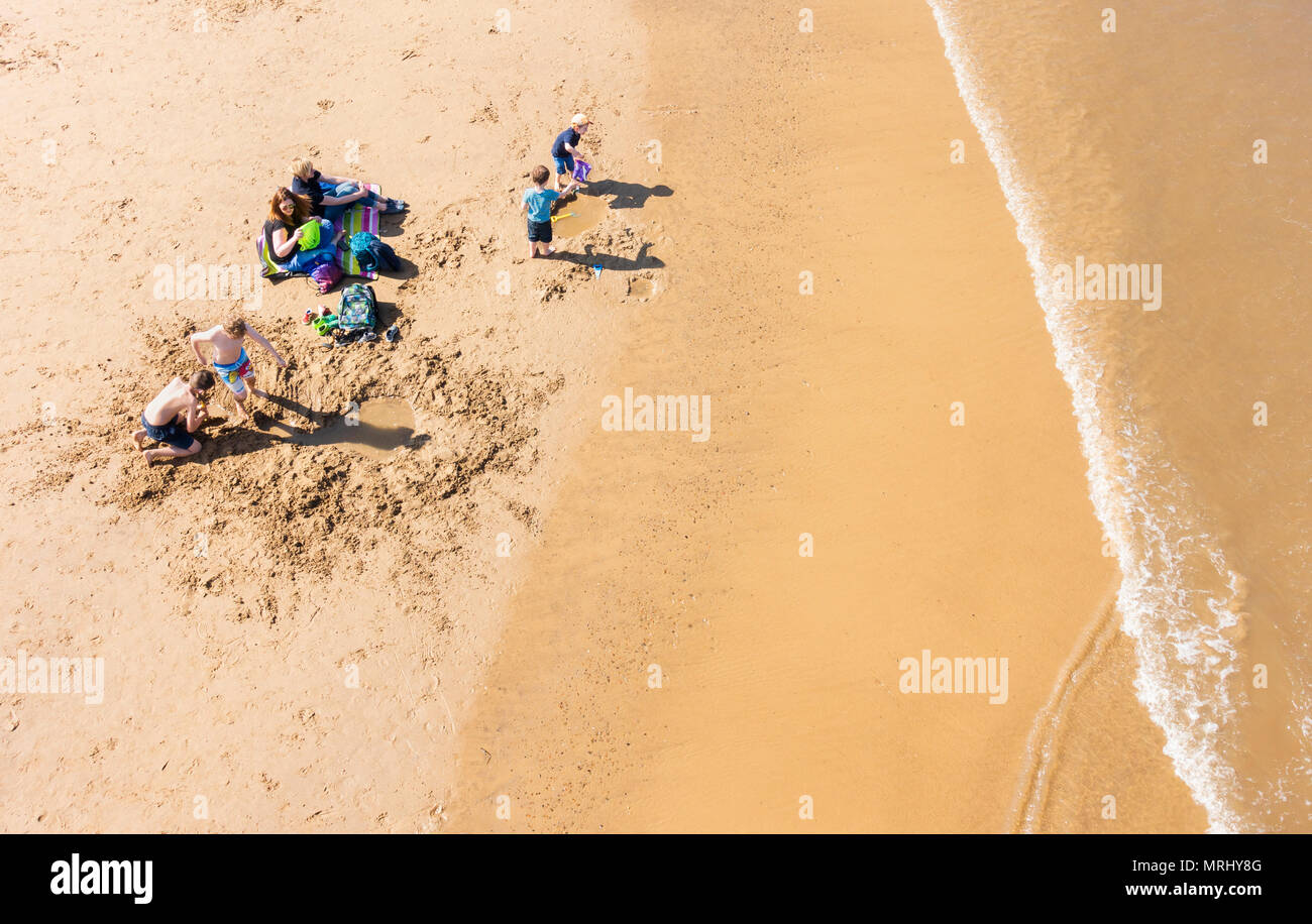 Kids playing aerial hi-res stock photography and images - Alamy