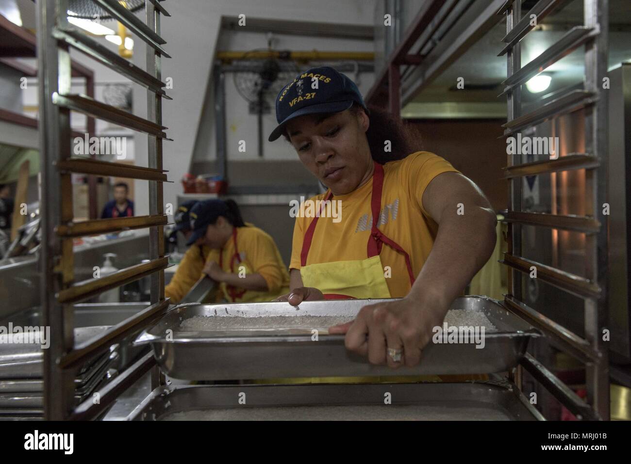 Pre soaking hi-res stock photography and images - Alamy