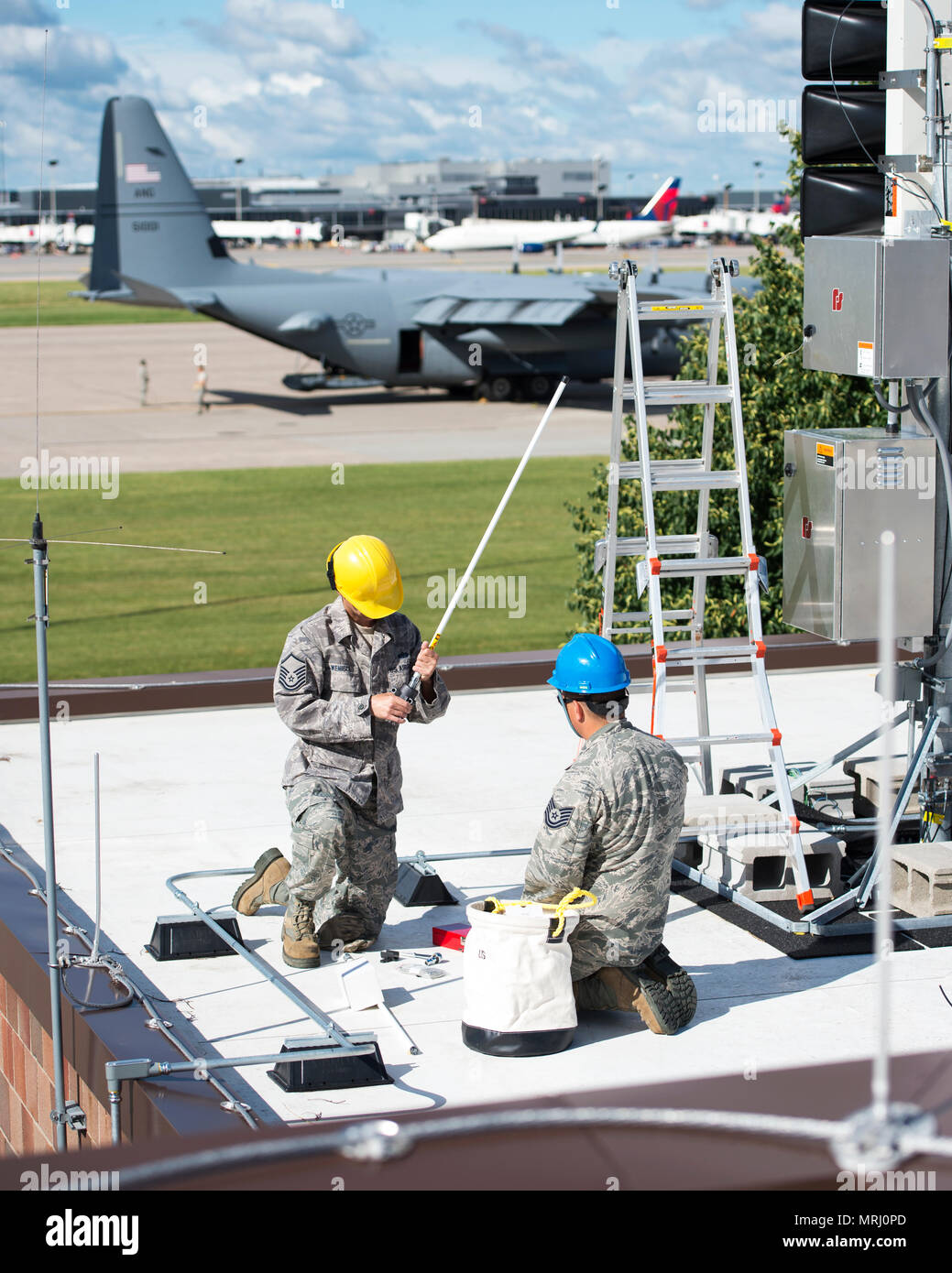 210th engineering installation squadron hi-res stock photography and ...