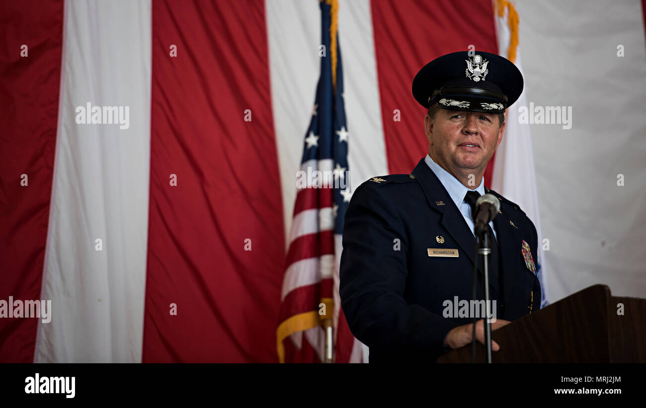 Col. Neil Richardson addresses the Soldier, Sailors and Airmen of Joint ...