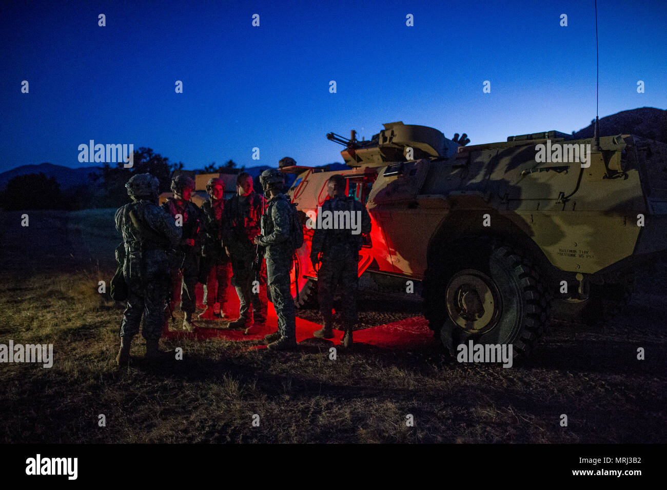 U.S. Army Reserve Soldiers from the 339th Military Police Company ...