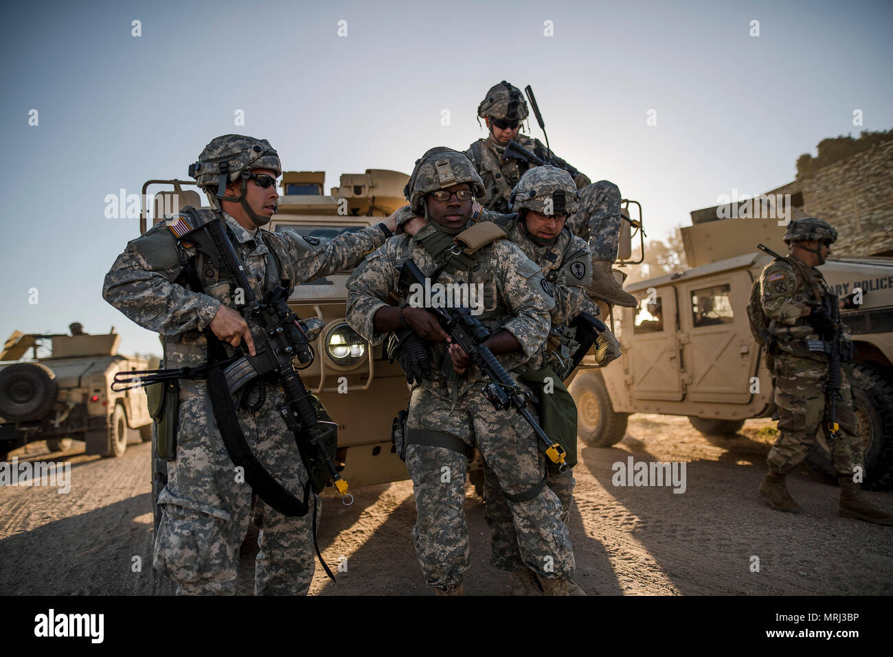 U.S. Army Reserve military police Soldiers from the 339th Military ...