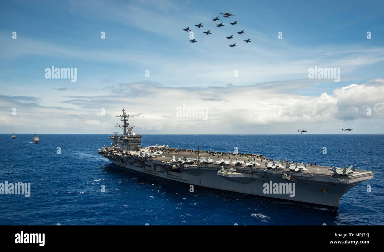 170618-N-GD109-215 PACIFIC OCEAN (June 18, 2017) Aircraft assigned to ...