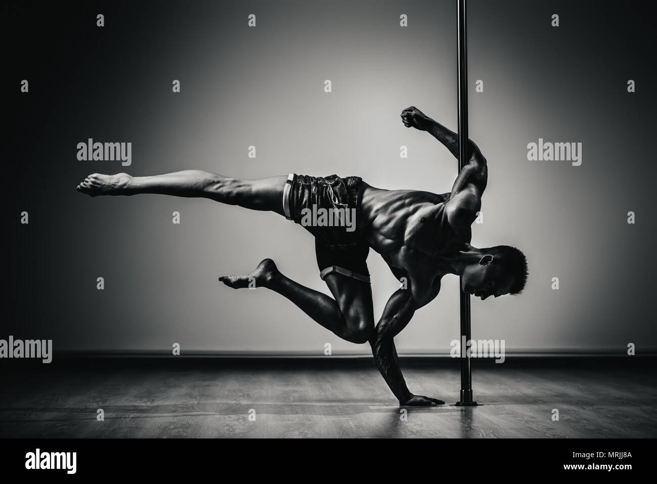 Male gymnast floor hi-res stock photography and images - Alamy
