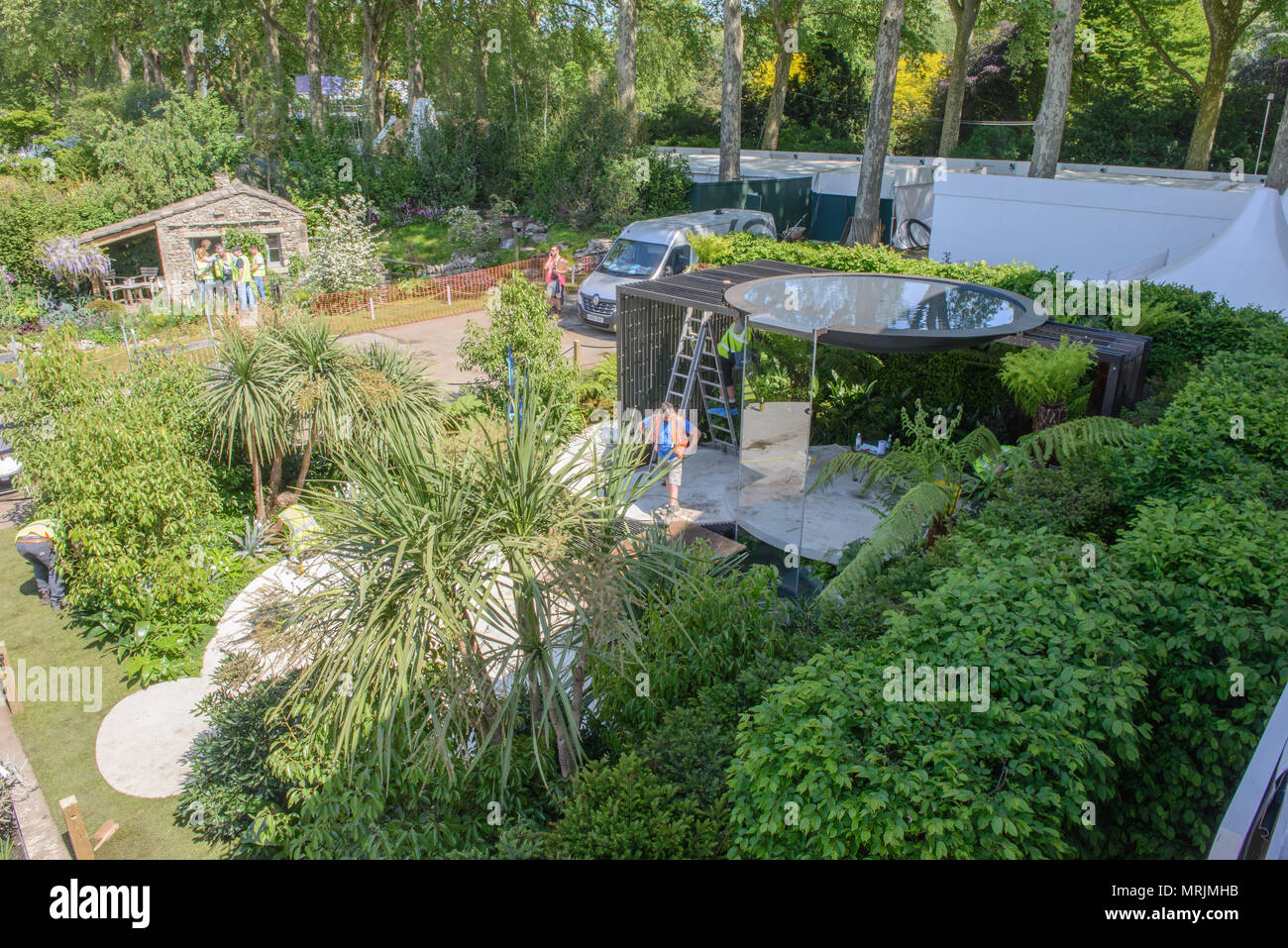 The VTB Capital Garden brings together original music, ballet, garden ...