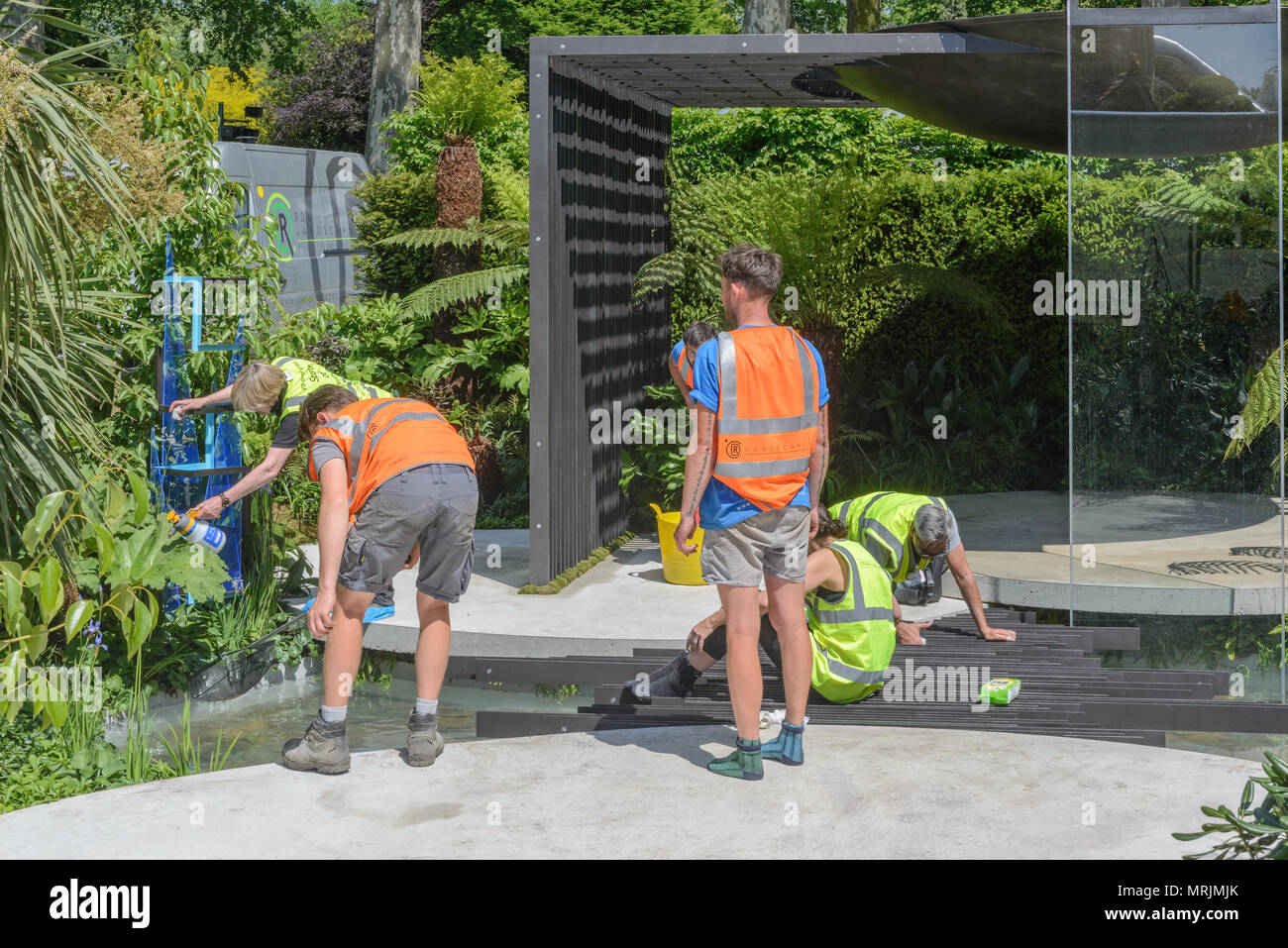 The VTB Capital Garden brings together original music, ballet, garden ...